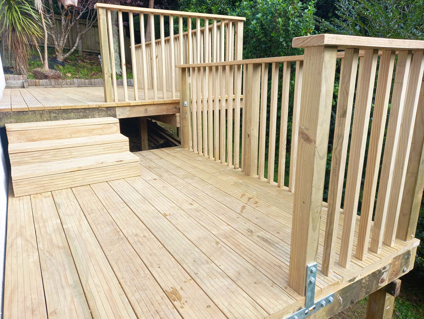 Replacing a rotten deck with A new timber deck and balustrade - Scape ...